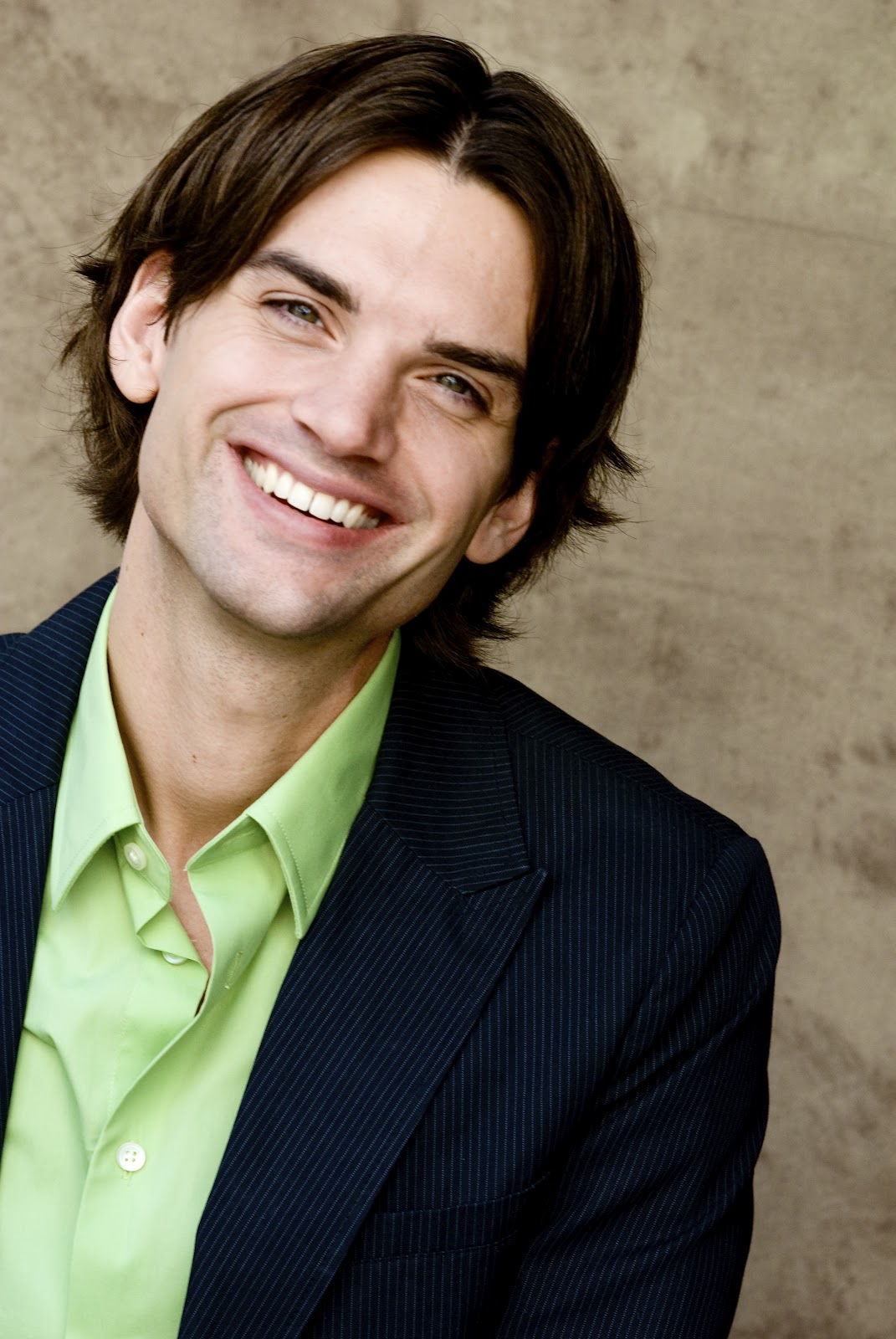 Spotlight on DISTANT THUNDER