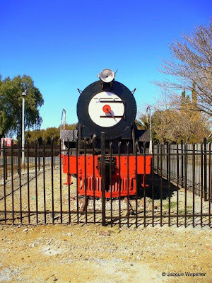 old STEAM LOCOMOTIVES in South Africa: Theunissen, Town, SAR Class 16DA ...