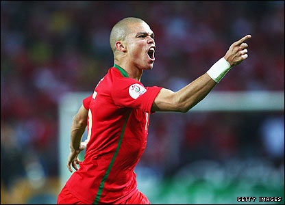 Famous Soccer Players Blog DDI: Soccer Star - Pepe, Portuguese footballer
