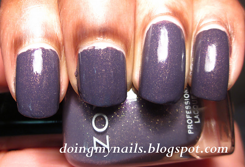 Doing My Nails: Zoya-Neeka
