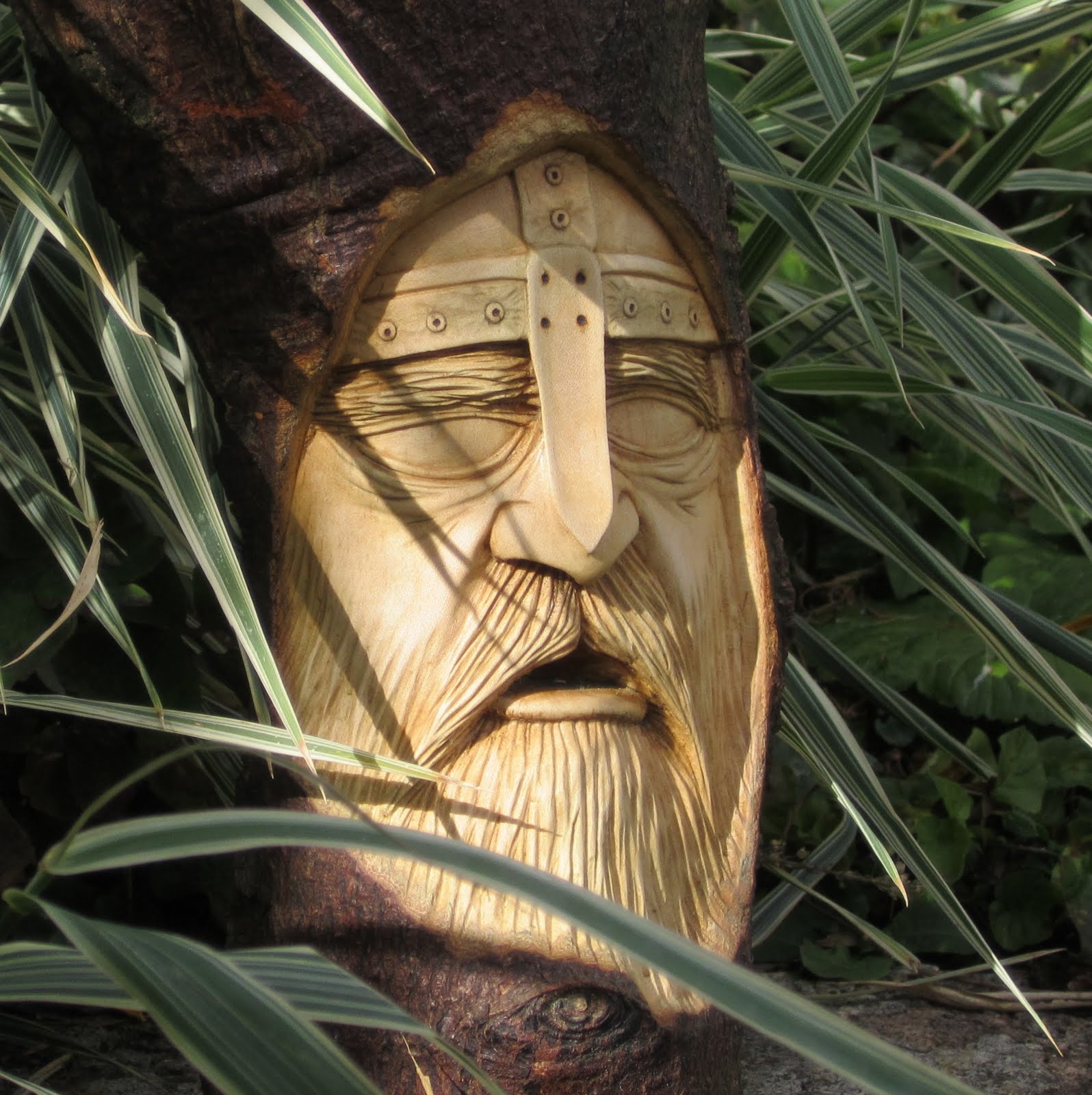 Woodwose Carving: August 2011