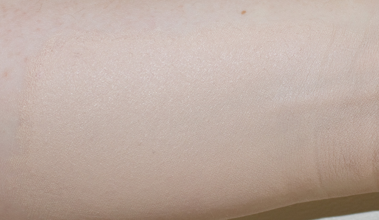 WARPAINT and Unicorns: Hard Candy Glamoflauge Foundation in Porcelain ...