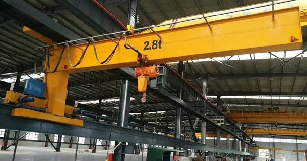Lifting height of overhead gantry crane