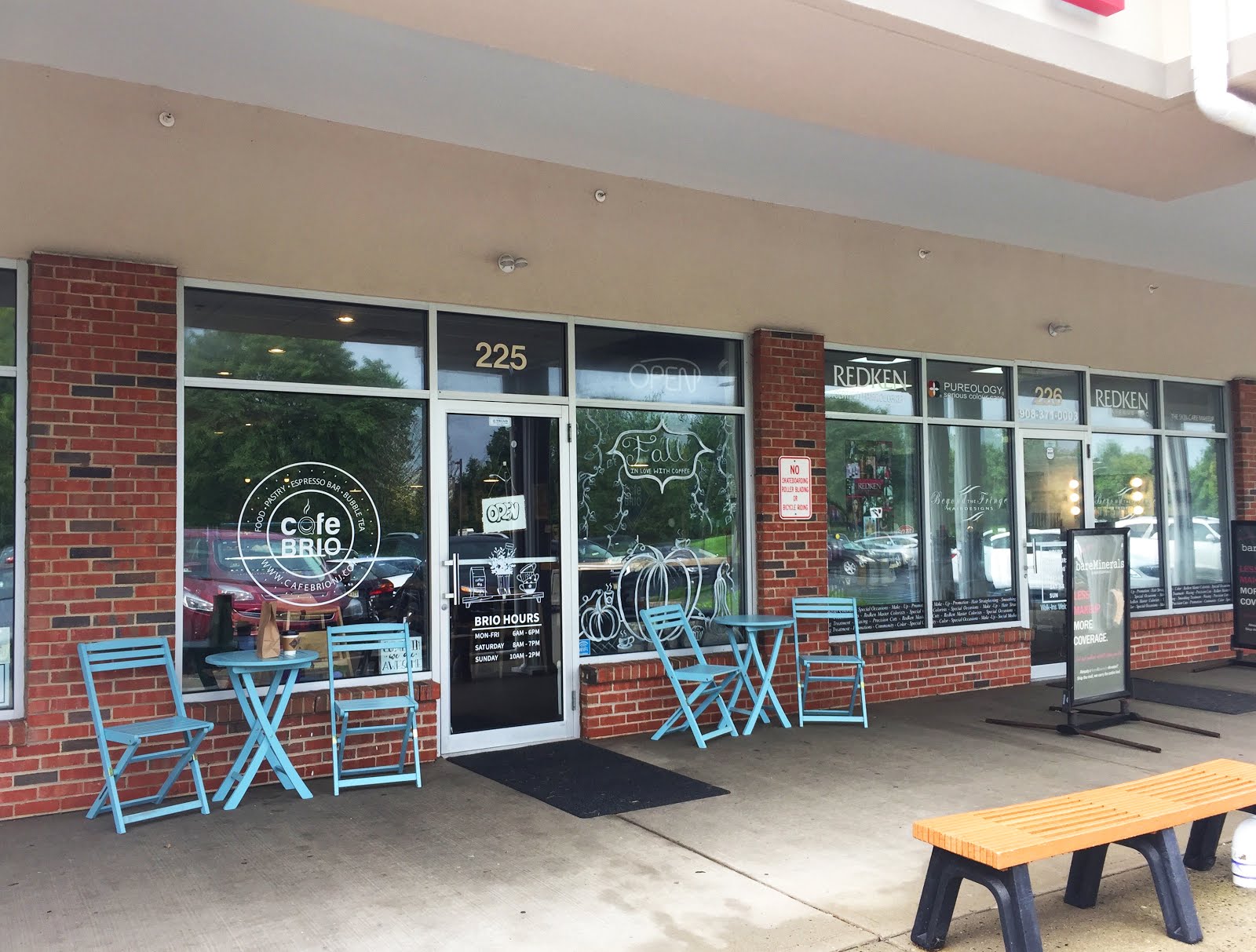 Pure Coffee Blog: Cafe Brio