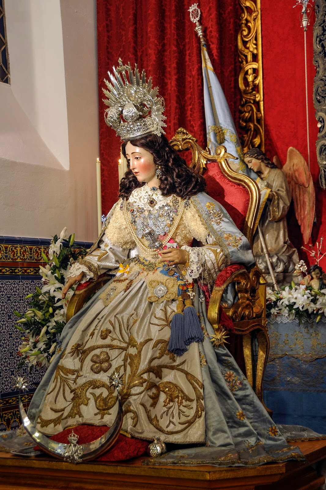 El Zagal Digital: La Divina Pastora, Dama Gran Cruz de la Hermandad ...