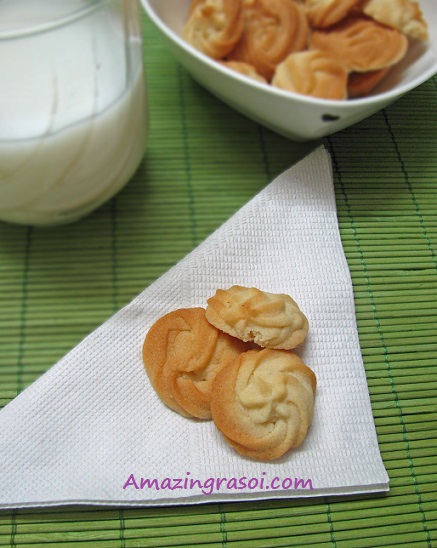 AmazingRasoi: Flower Butter Cookies