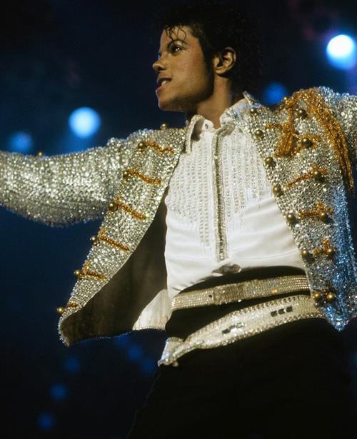 MJJ Photo Gallery: Michael Jackson - Victory Tour (The Jackson Tour)