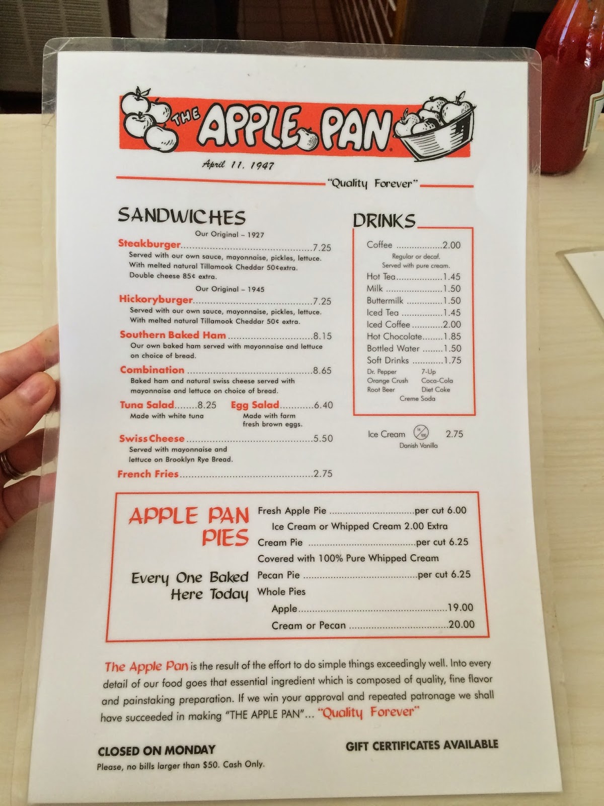 Hickory Burger From The Apple Pan / アップルパンのヒッコリーバーガー ~ I'm Made of ...