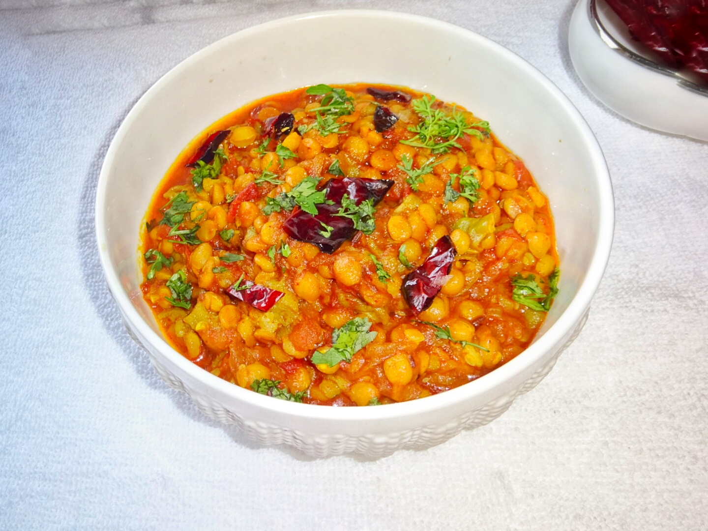 Veg Indian Cooking: TURAI (GILKI) CHANA DAAL KI SABZI