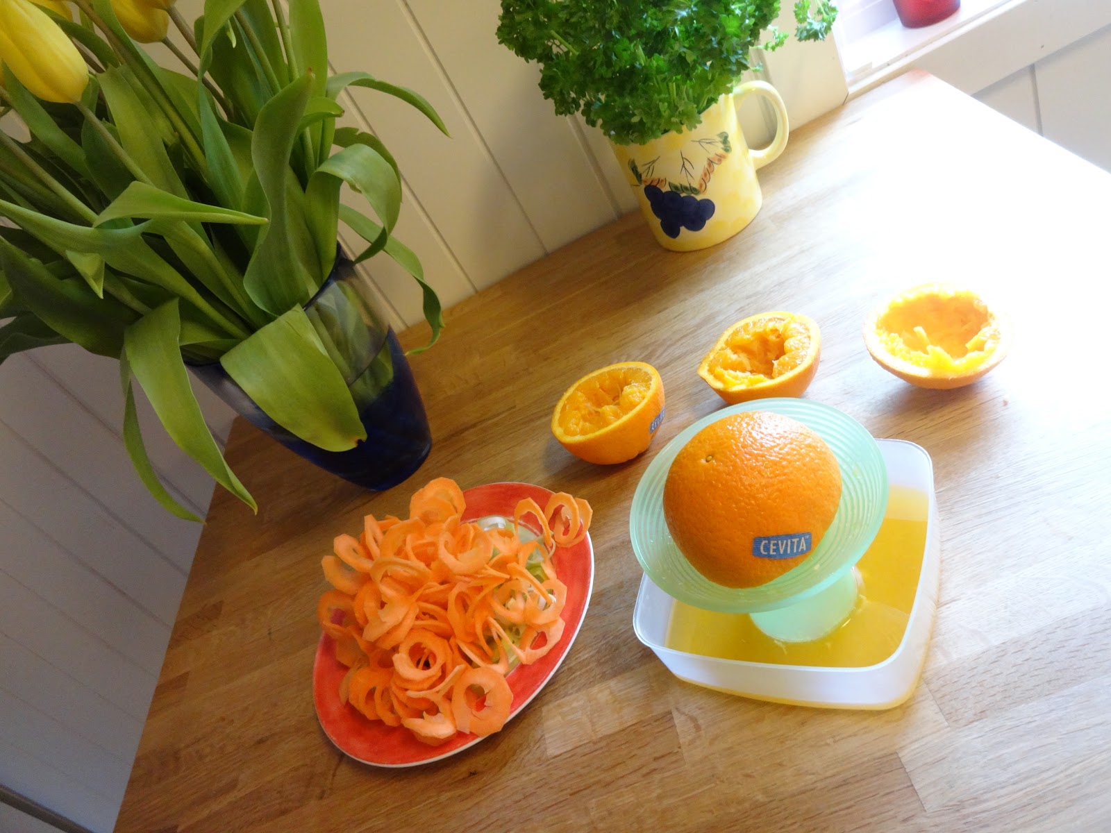 Edels Mat : Svinefilet med appelsin - og pasta med grønnsaker