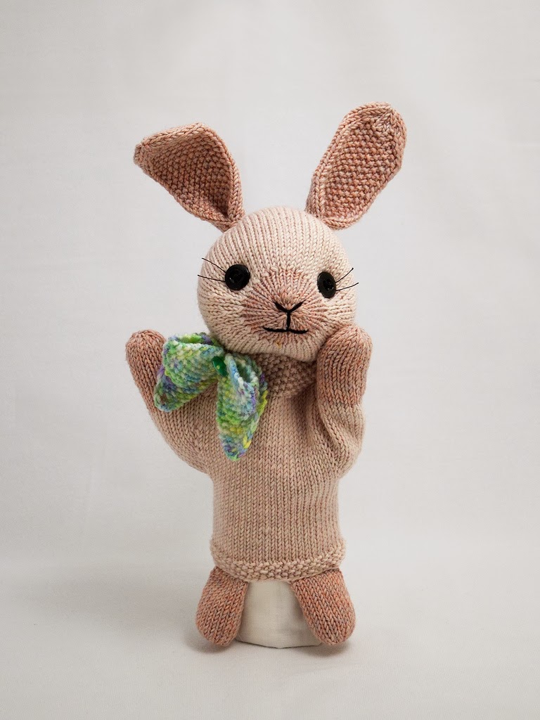 Fuzzy Thoughts: Featured Pattern - Bunny Puppet