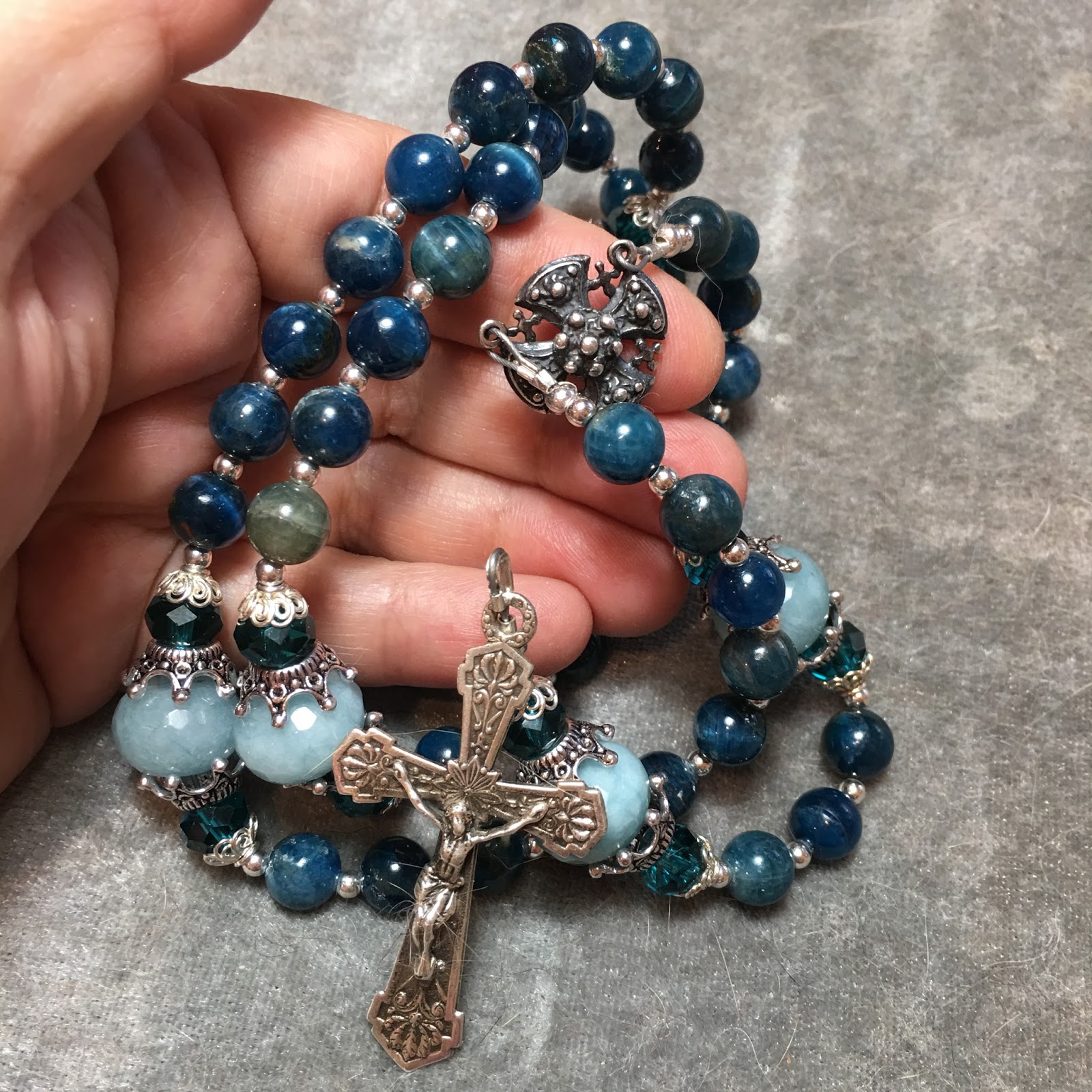 HeartFelt Rosaries