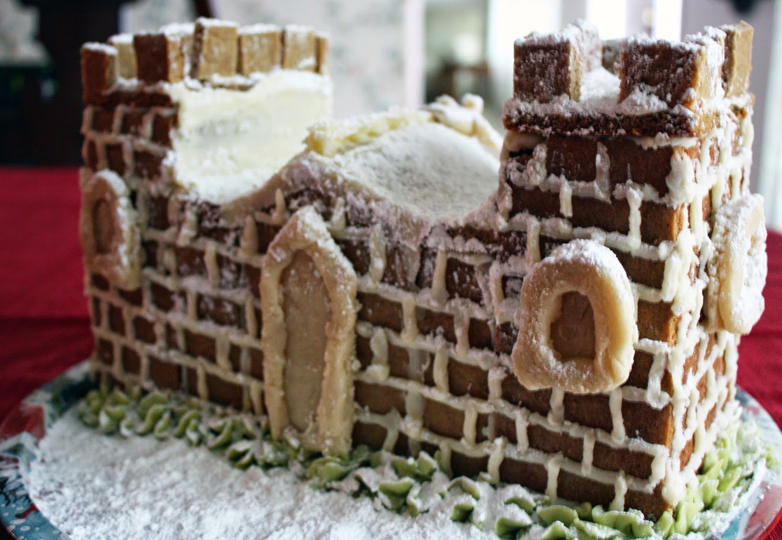 How to make a gingerbread house castle | How to Philosophize with Cake