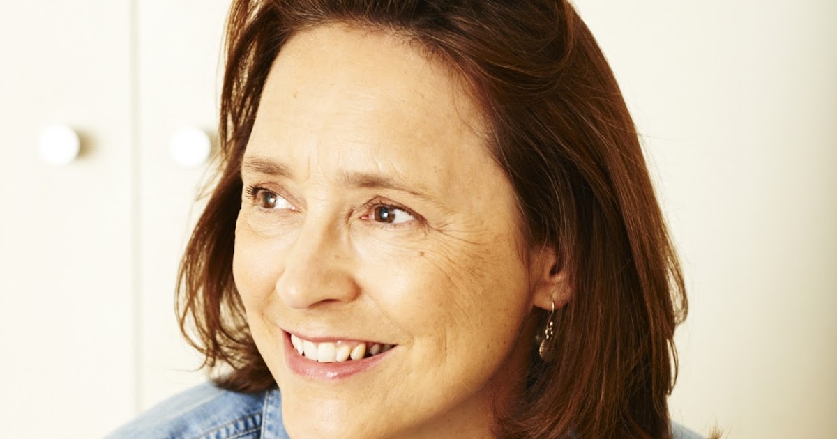 Off-the-Shelf Books: Emma Curtis' Writing Toolkit