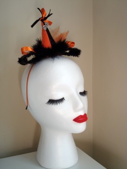 Tiny Hats Weekly: August 2011