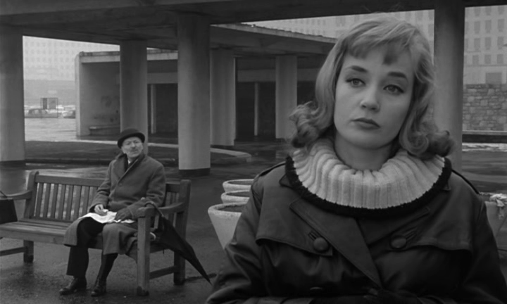 Movie Reviews From All Countries: Wolf Rilla - The World Ten Times Over ...