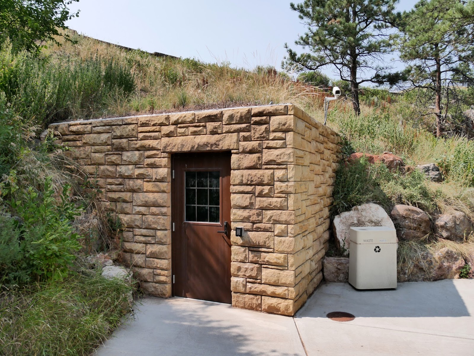 American Travel Journal: Natural Entrance - Wind Cave National Park