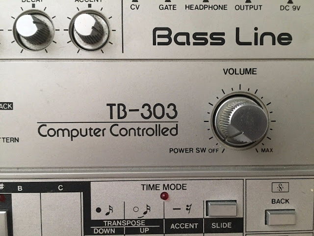 MATRIXSYNTH: Roland TB-303 with Original Box