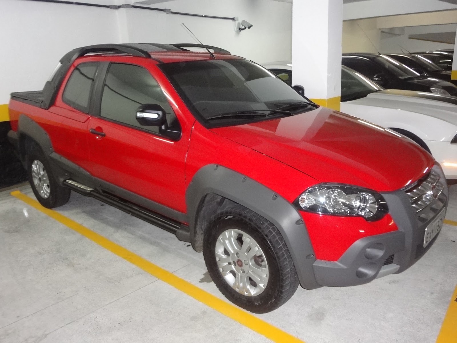Fiat Strada Adventure Locker 1.8 16v eTorq Cabine Dupla