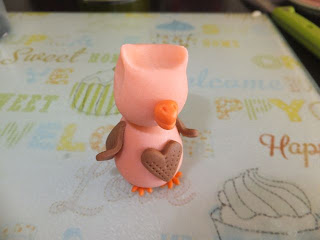 Tea, Cake & Create: Fondant Owl Cake Topper Tutorial