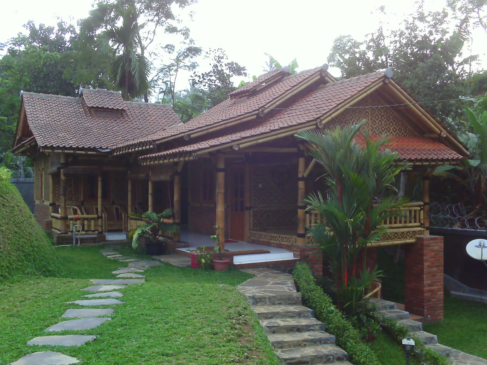 Green Arsitektur dengan Rumah Bambu | Mutiara Indonesia