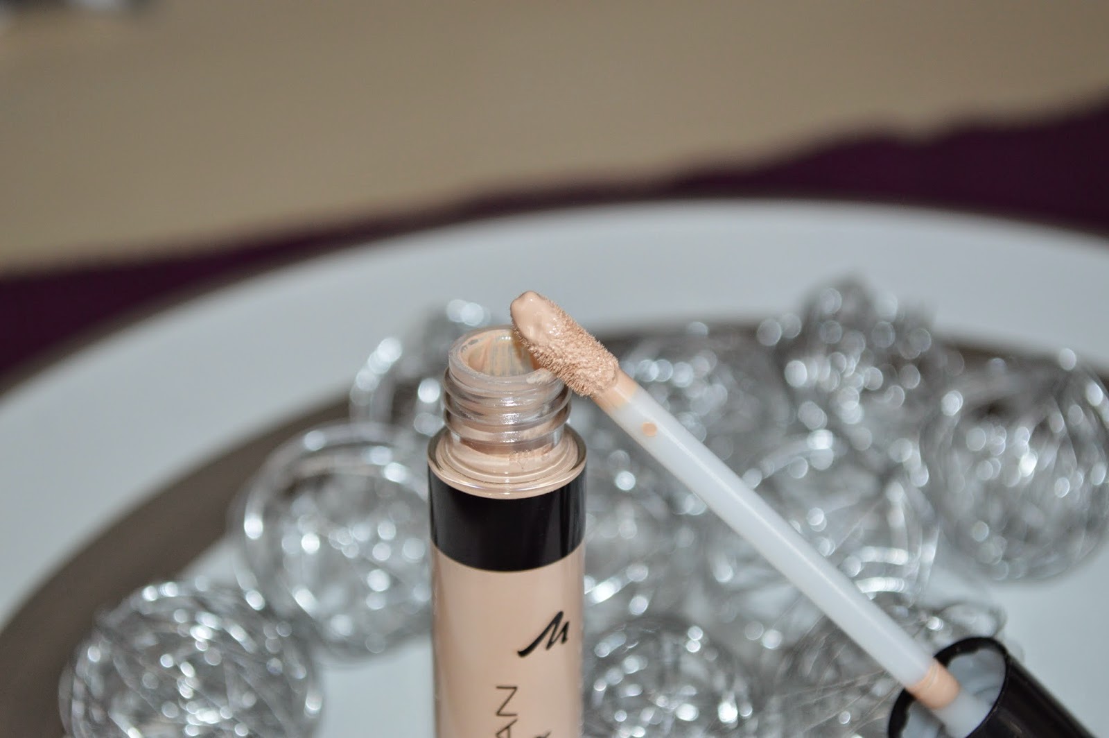 All about Melli: Manhattan Wake- Up Concealer - 1 Naturelle