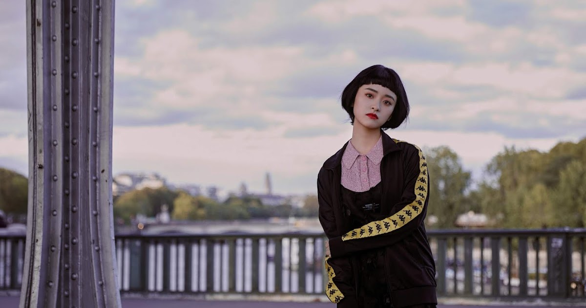 China Entertainment News: Shen Yue poses for photo shoot