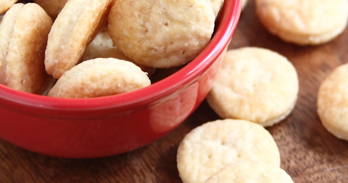 ShowFood Chef: Quick & Easy Goat Cheese Oatmeal Crackers - Simple Saturday