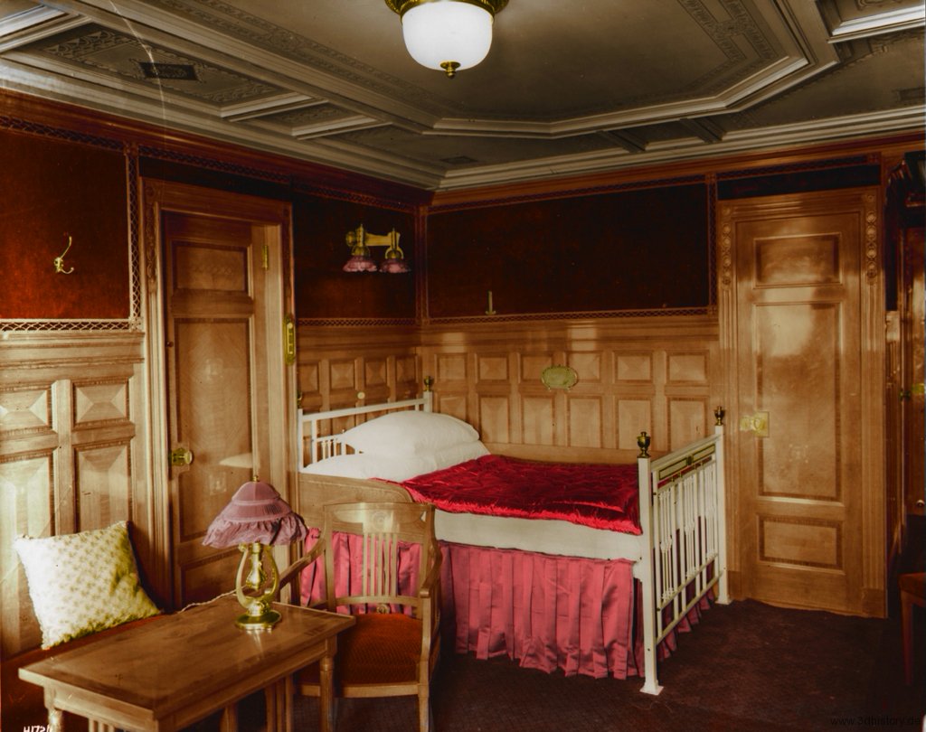 Titanic in Color: Photos of One of the Largest Passenger Liners of Its ...