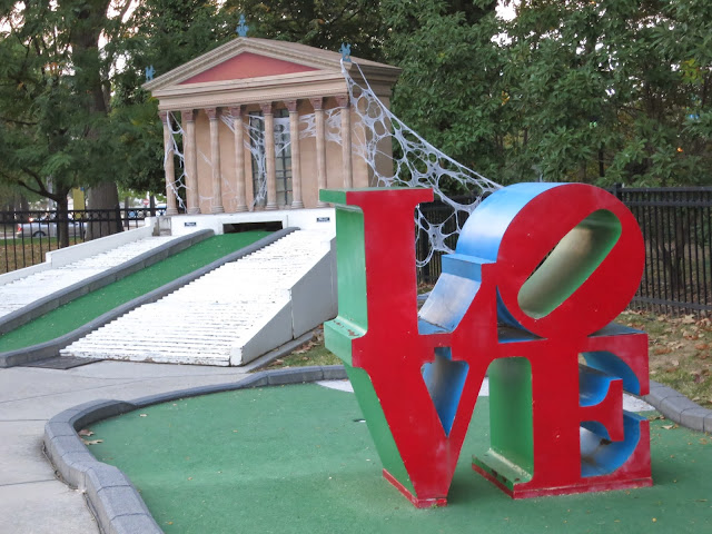 Susan's Disney Family: Spooky Mini-Golf fun at Franklin Square