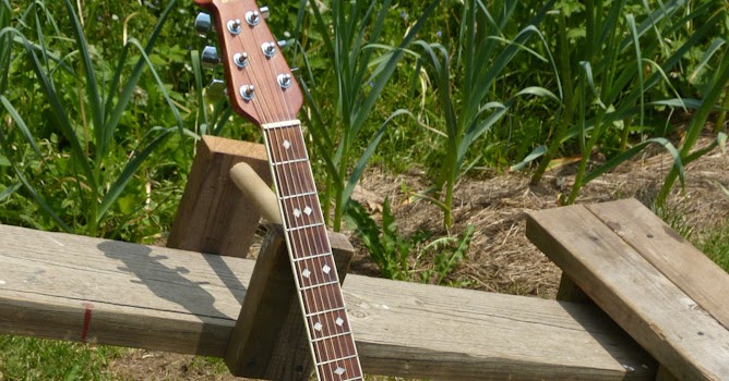 1980s Ovation Celebrity CC67 Acoustic/Electric Guitar