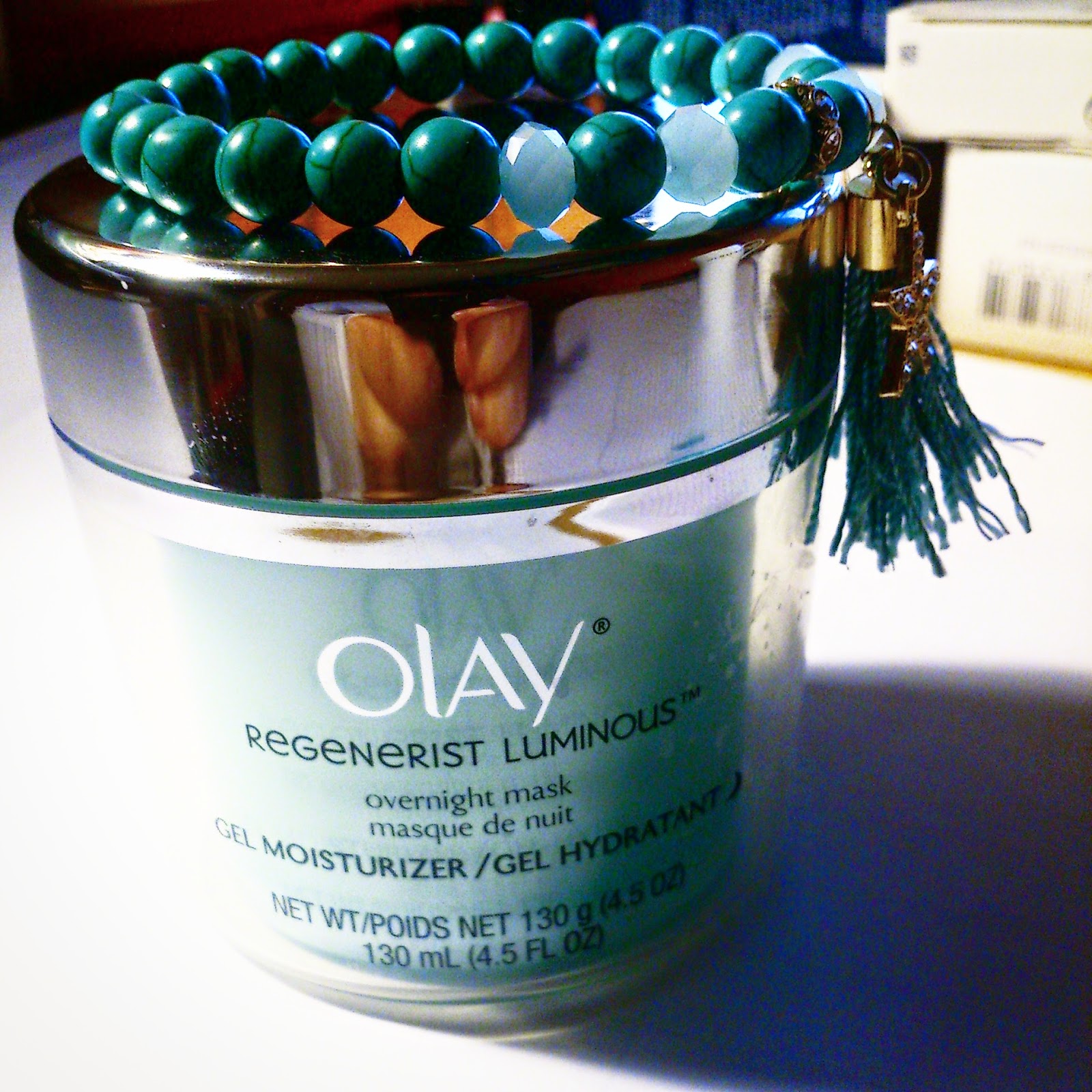 Petits pots de crème Olay et tasse à café #MamanPG - Etre Radieuse par ...