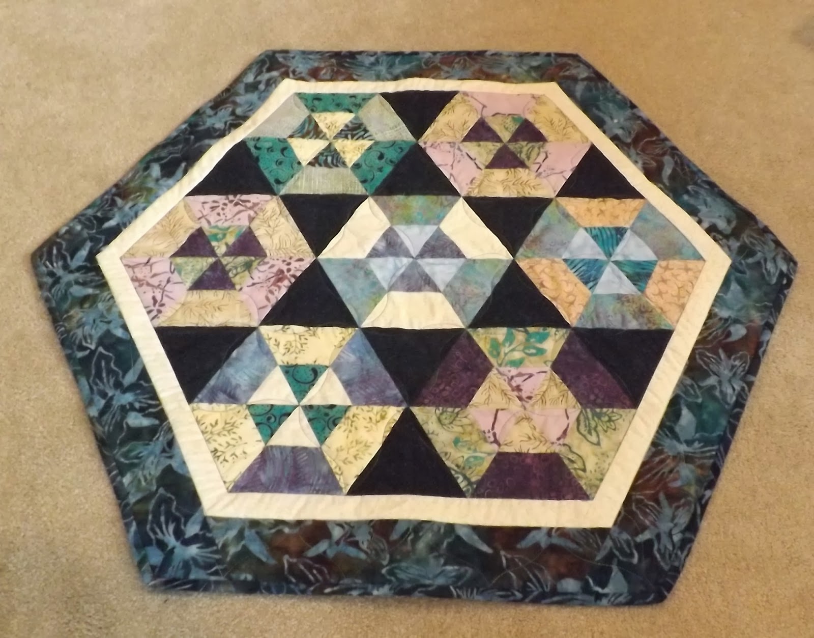 Treadle Quilts: Table runner mania!