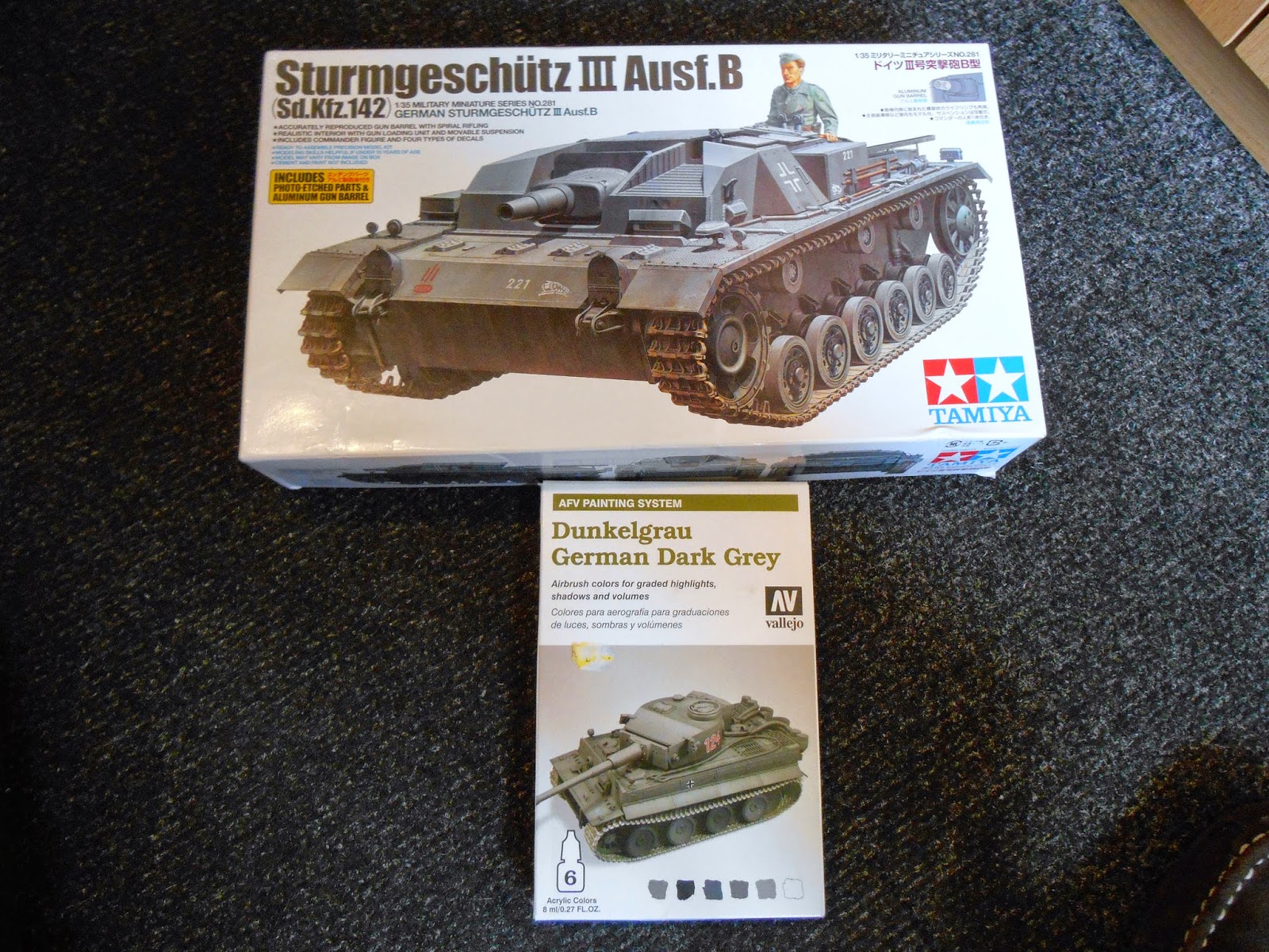 Pete's Model World : Tamiya Stug III Ausf B & Something Very Different