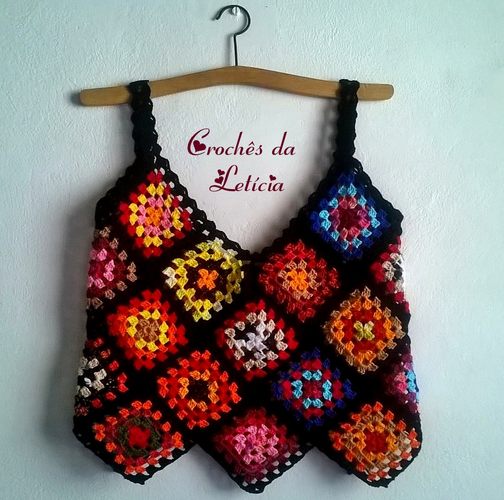 Crochês da Letícia: Blusa em squares coloridos