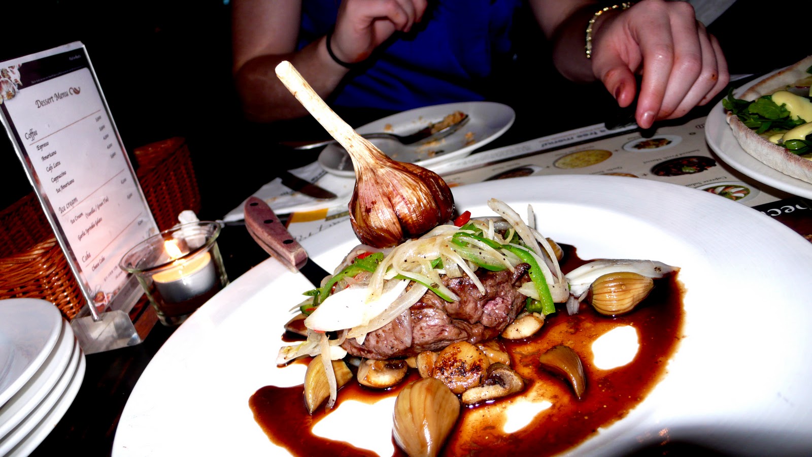 Seoul Food Girl: Mad For Garlic in Korea has a completely garlic menu ...