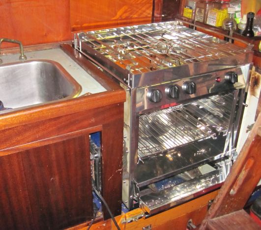 S/V Kate: Installing our new Force 10 stove