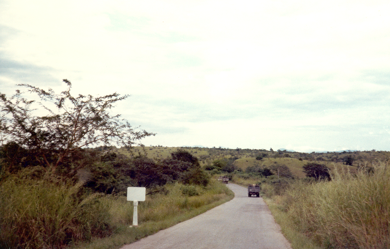 MAVINGA - ANGOLA 2ª. Compª. Bat. Caç. 5012