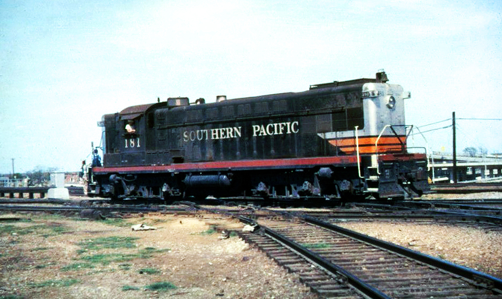 transpress nz: Baldwin Lima-Hamilton AS-616 road switcher