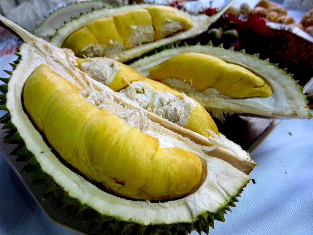 mflovesfood: I love DURIAN by the way