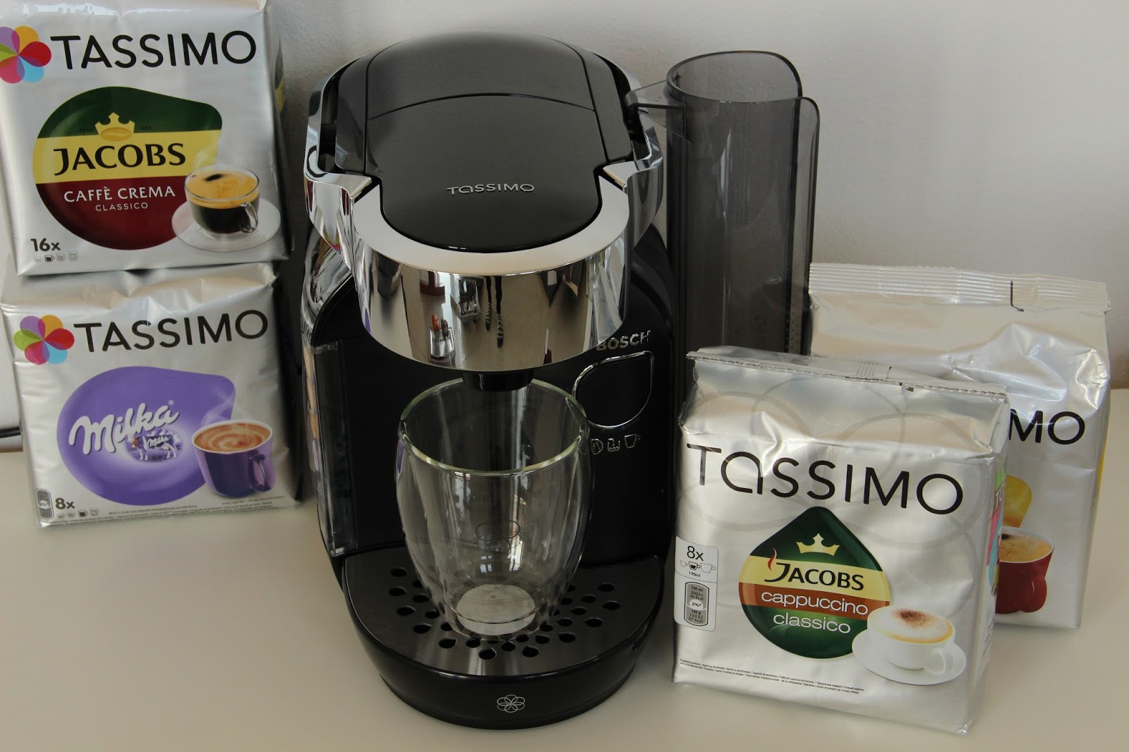 V kuchyni vždy otevřeno ...: Tassimo Caddy kávovar Bosh - recenze