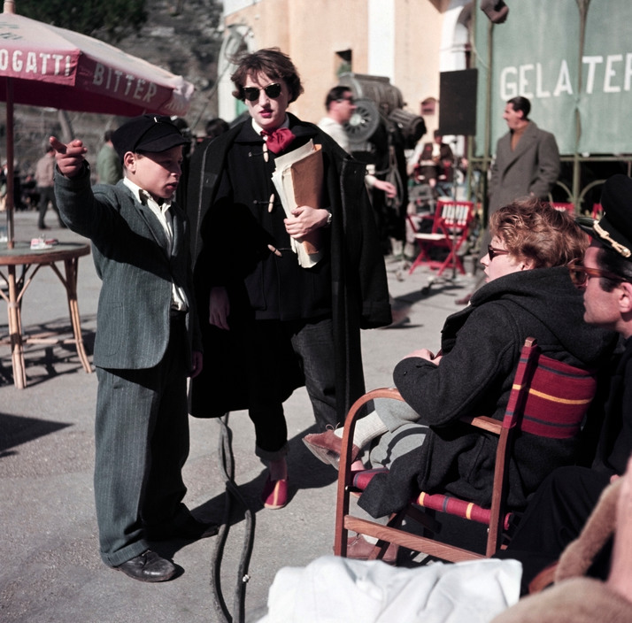 The World in Color During the 1940s and 1950s Through Robert Capa's ...