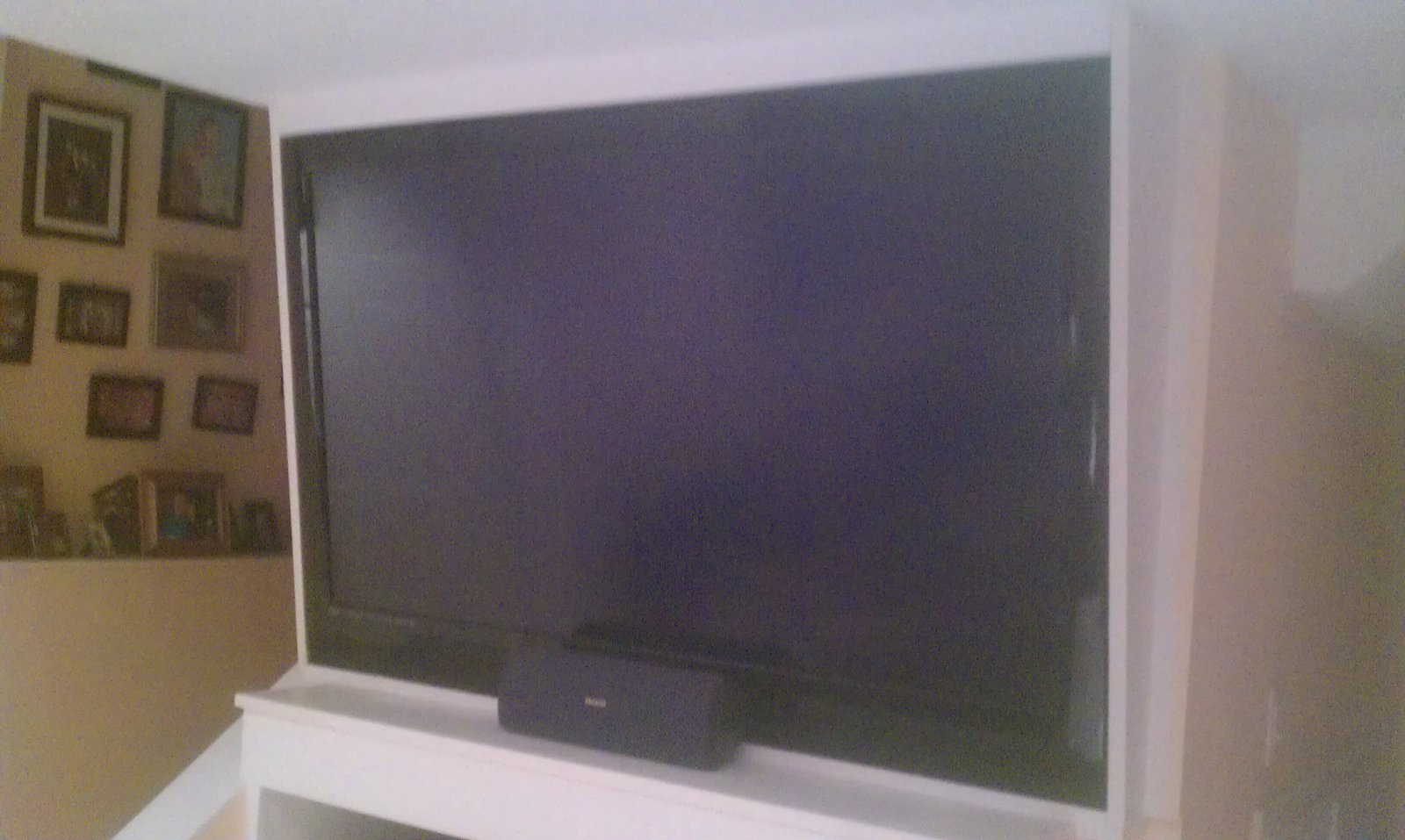 Stella Remodel: Stella here are pictures of a 55" TV set into a wall or ...