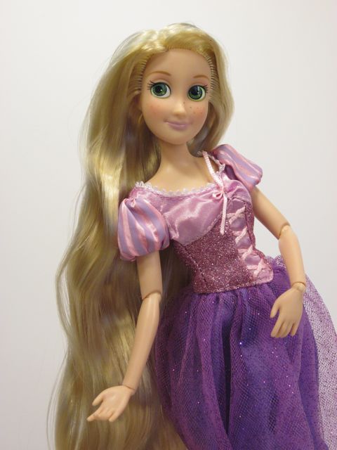 A Review of the 12" Tangled Rapunzel from the Disney Store | The Toy ...