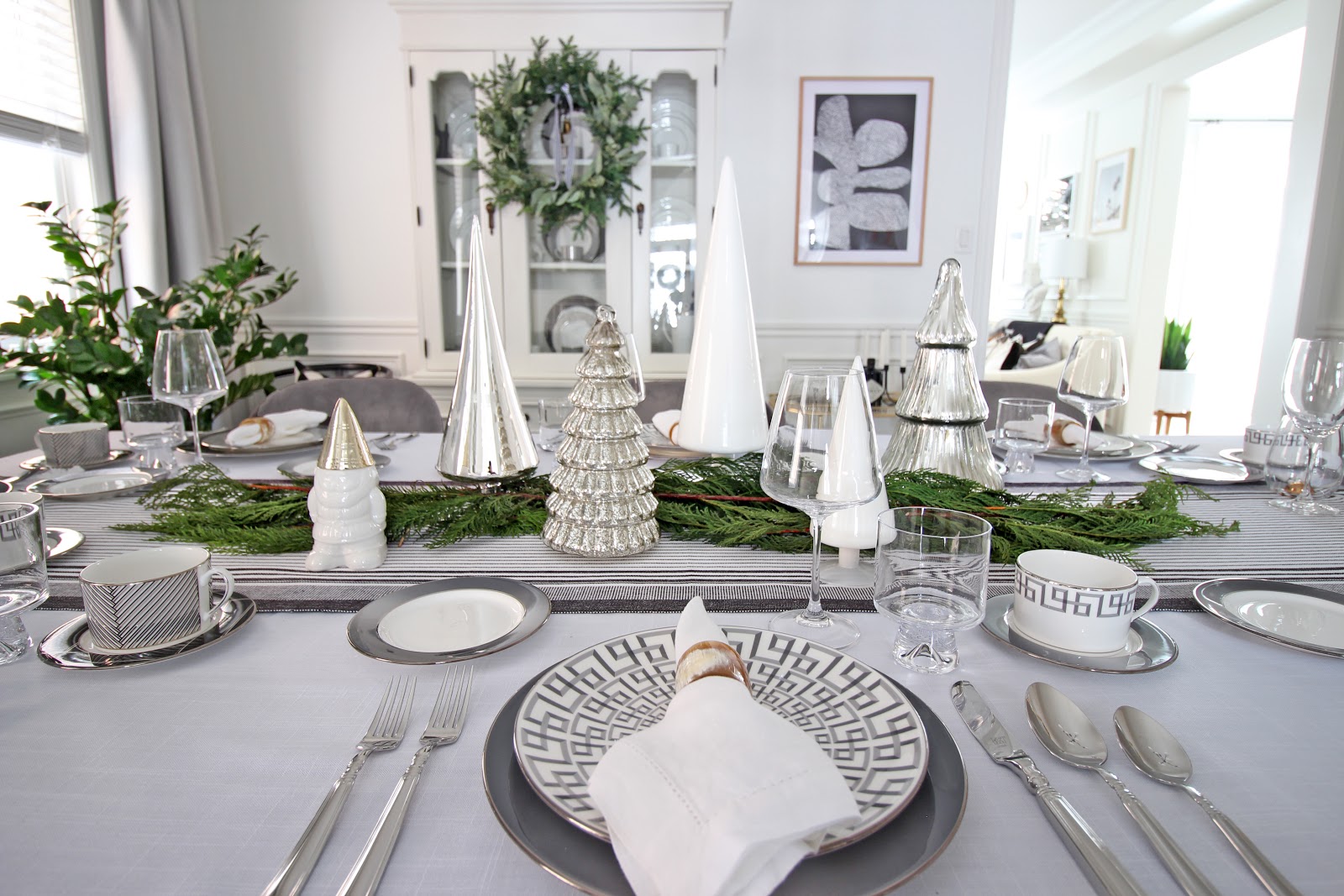 AM Dolce Vita: Nature-Inspired Holiday Decorating with Brian Gluckstein