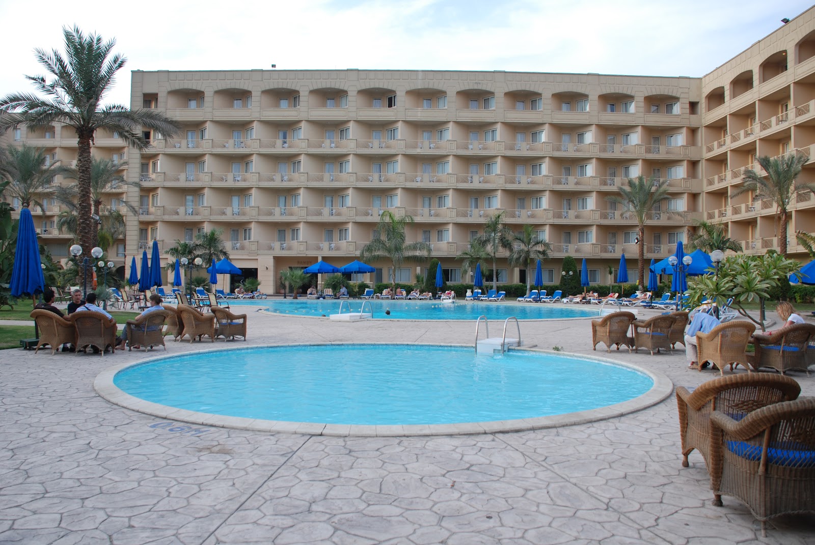Grand Pyramids Hotel | Grand Pyramids Hotel
