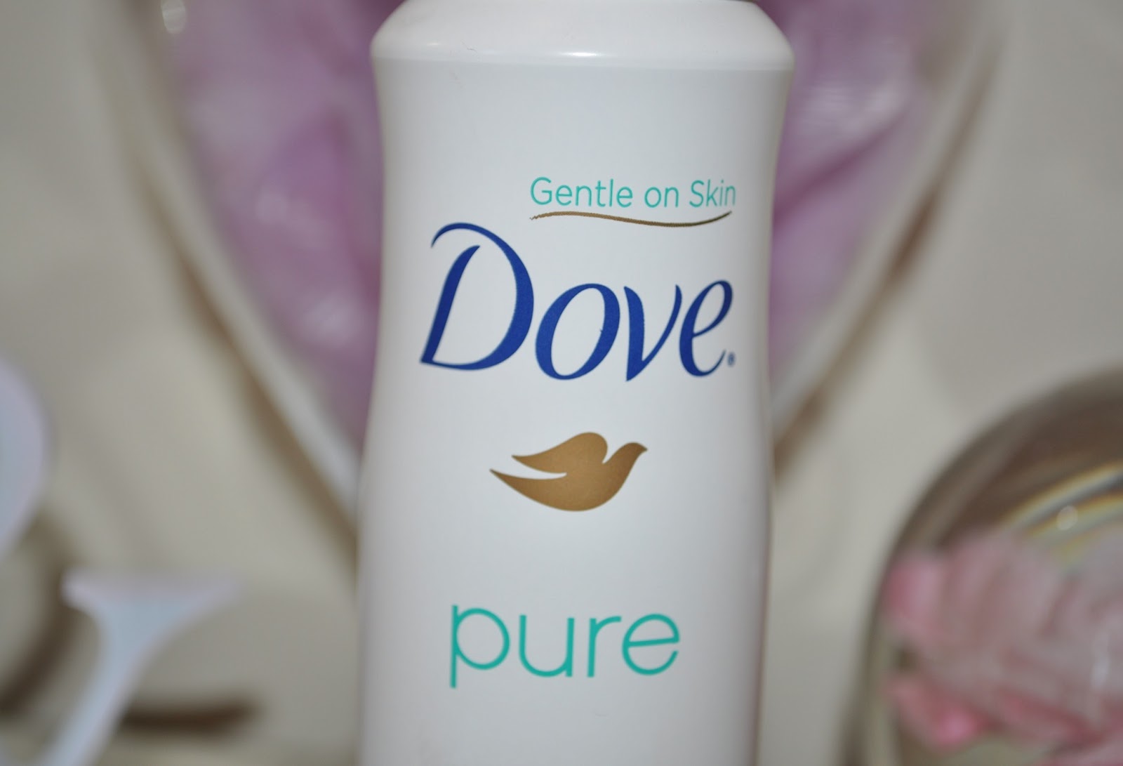profound feline: REVIEW | The NEW Dove Pure Spray Deodorant