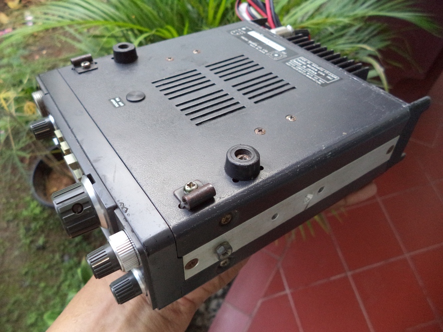 MEDAN RADIO: Yaesu FT-230R (terjual)