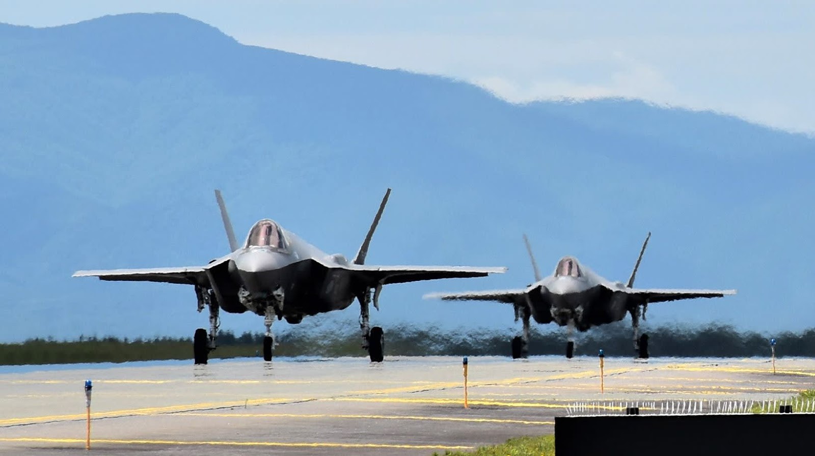 MIRAGEC14: Japan reassures US on F-35 purchase despite crash
