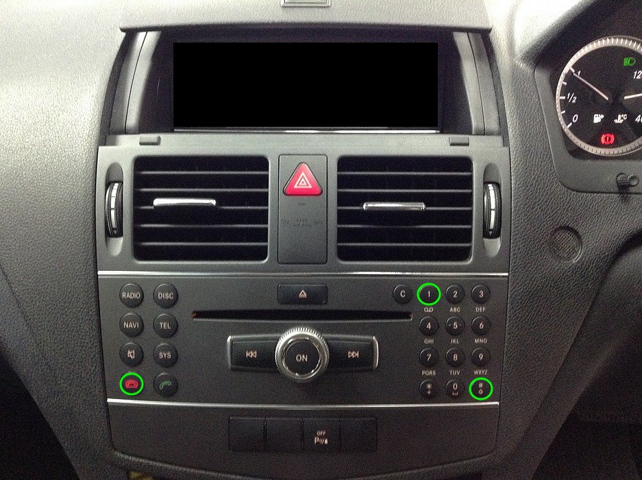 賓士咖啡廳 2.0 - US MB Coffee Shop: W204 的特異功能- 你知道嗎?